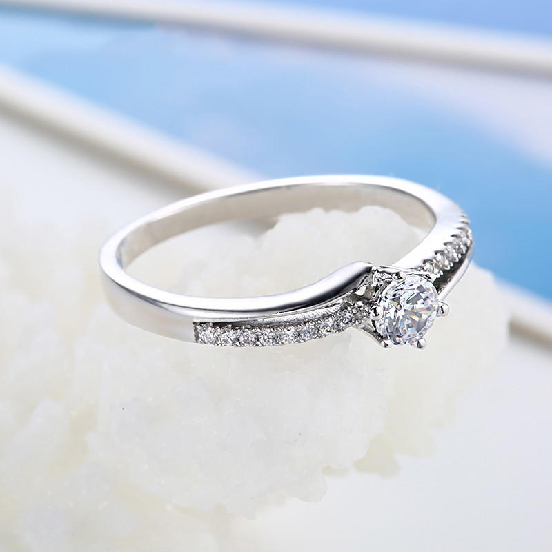 Simple Style And Delicate Smooth S925 Silver Endearing Engagement Ring Simple Style And Delicate Smooth S925 Silver Endearing Engagement Ring